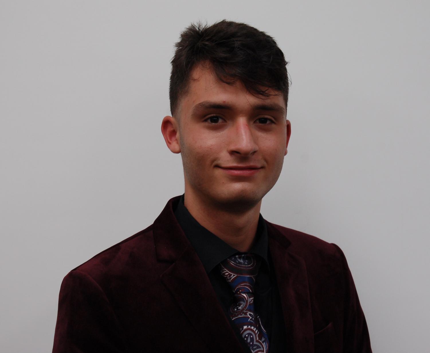 Dominic Garcia – Xavier News